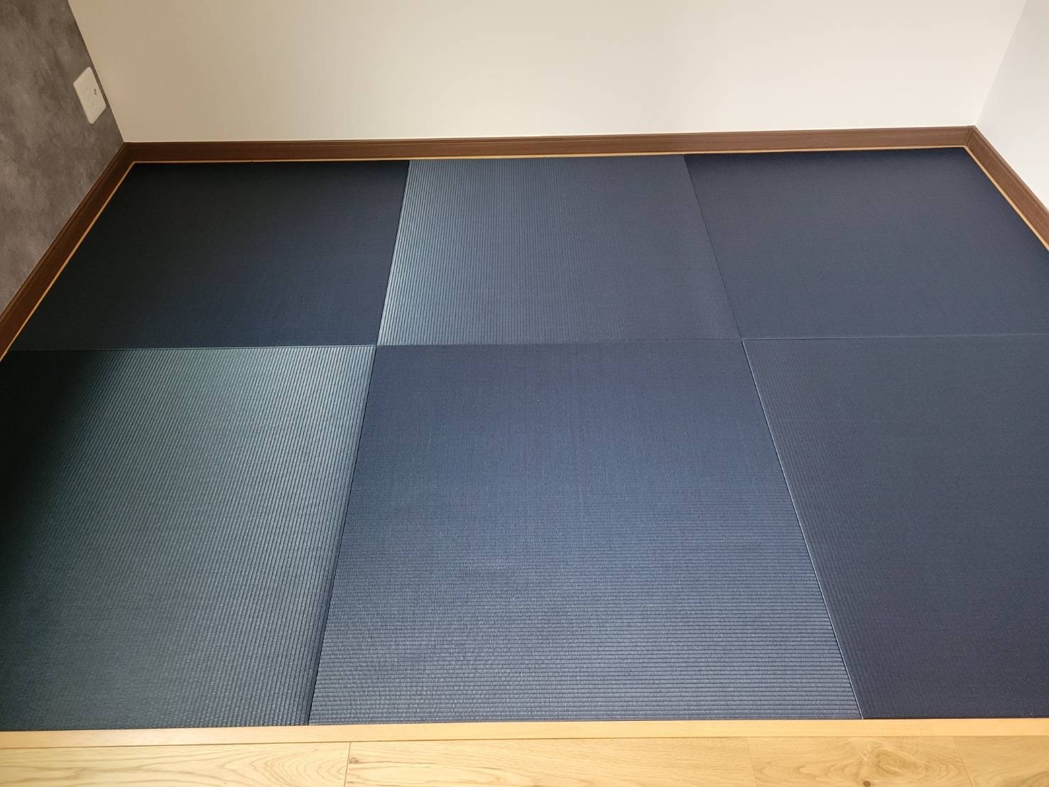 琉球畳 セキスイMIGUSA 目積インディゴ | たたみの河田スタッフブログ